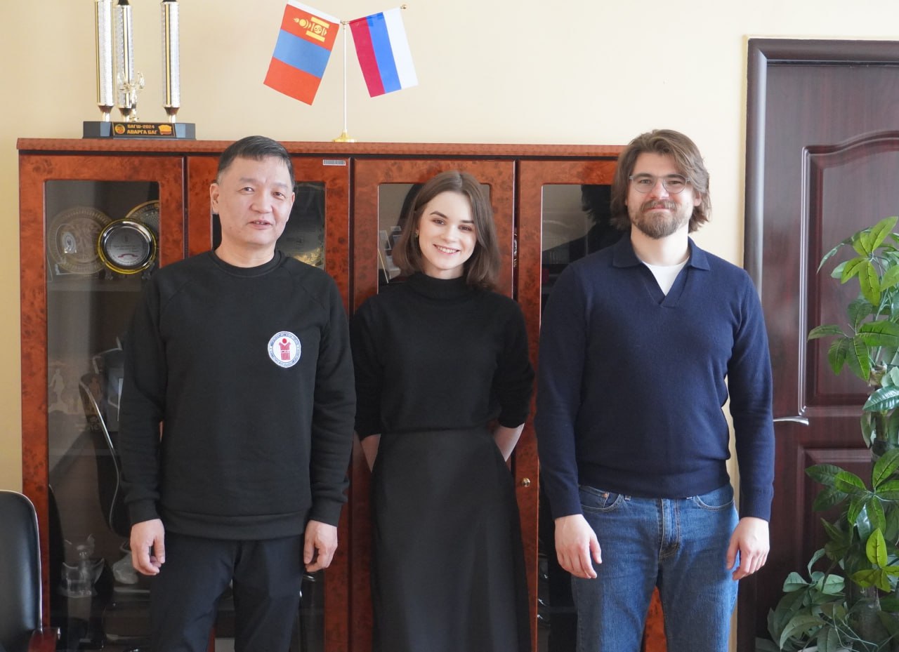 Орос Монголын хамтарсан сургууль